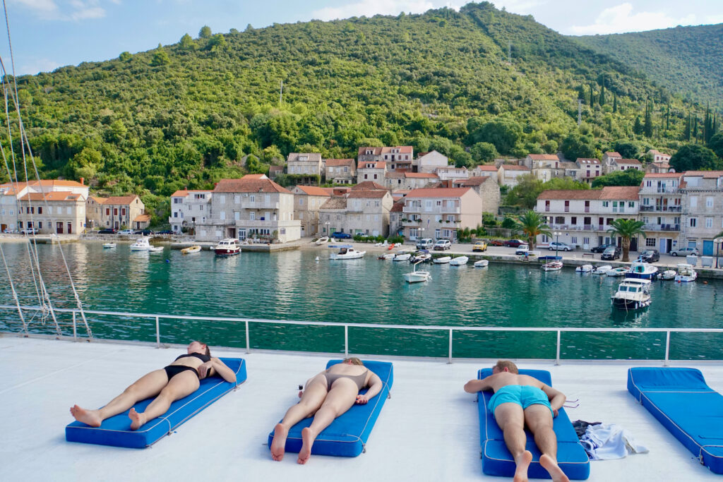 Croatia - First Traunche